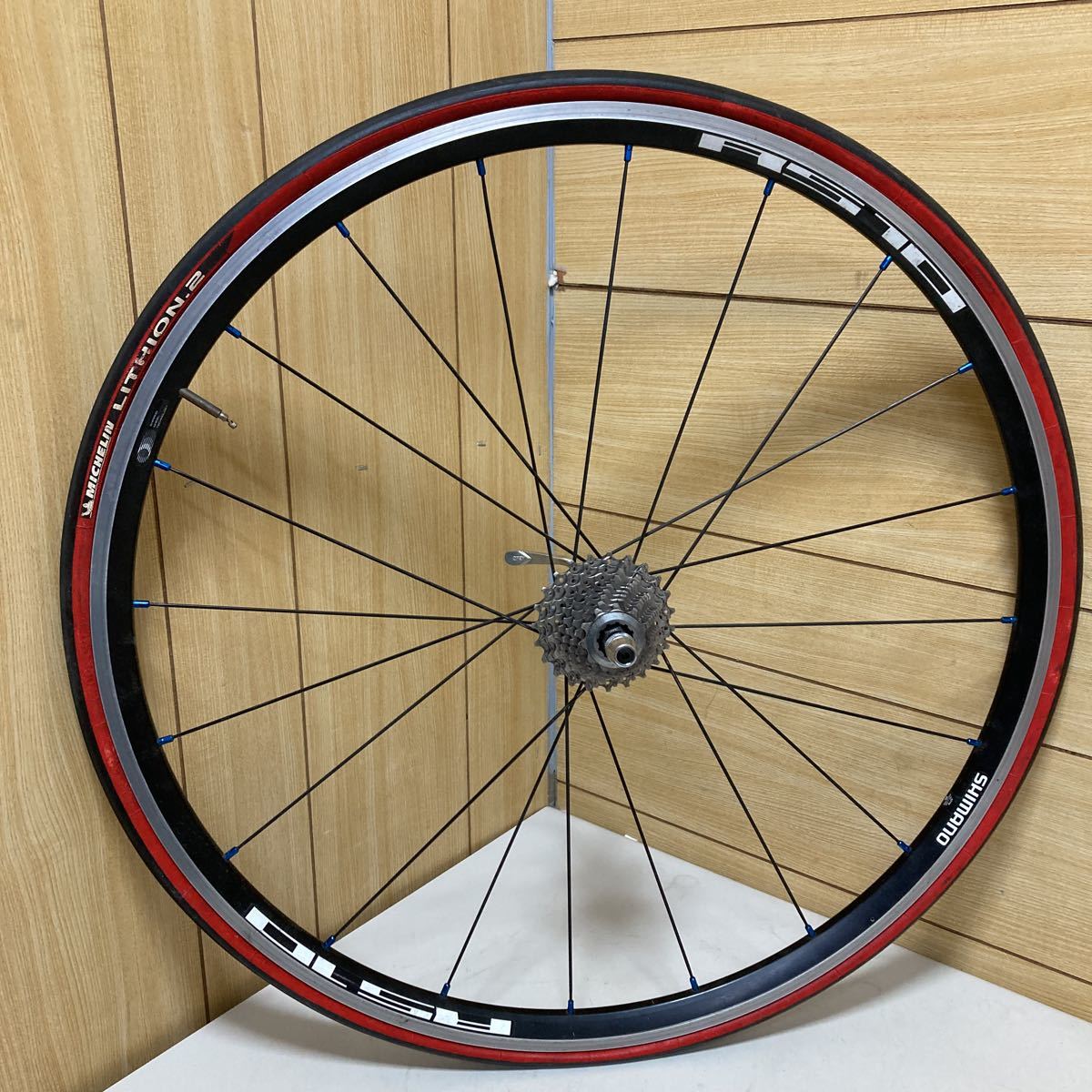 【傷や汚れあり】MK2877 SHIMANO シマノ R510 リアホイール 現状品 0804の落札情報詳細 - ヤフオク落札価格情報 オークフリー