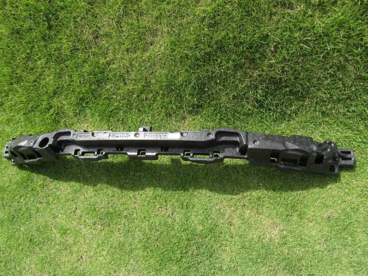 【傷や汚れあり】BMW G20 G21 フロントバンパー ホースメント エネルギー アブソーバー 51118072767 1081202の落札 ...