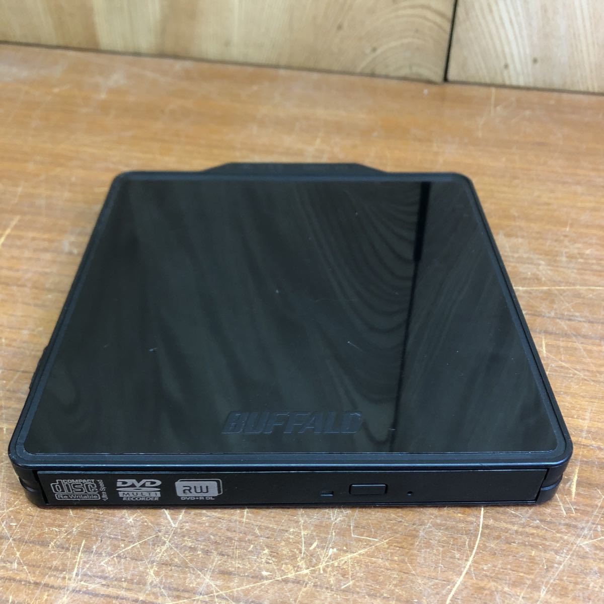 【やや傷や汚れあり】バッファローBUFFALO DVDドライブ DVSM-PC58U2V 動作品の落札情報詳細 - Yahoo!オークション ...