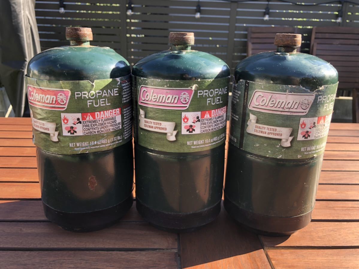 【傷や汚れあり】入手困難 US coleman propane gas tank アメリカ コールマン プロパン ガスボンベ 使用済 空缶 3 ...
