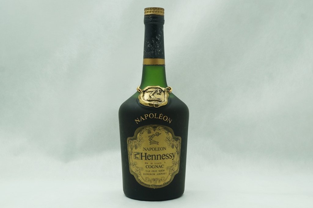 【未使用】☆【未開栓】Hennessy NAPOLEON COGNAC ヘネシー ナポレオン コニャック ブランデー 700ml 40% k_z 22-4820 の落札情報詳細| ヤフオク落札 ...