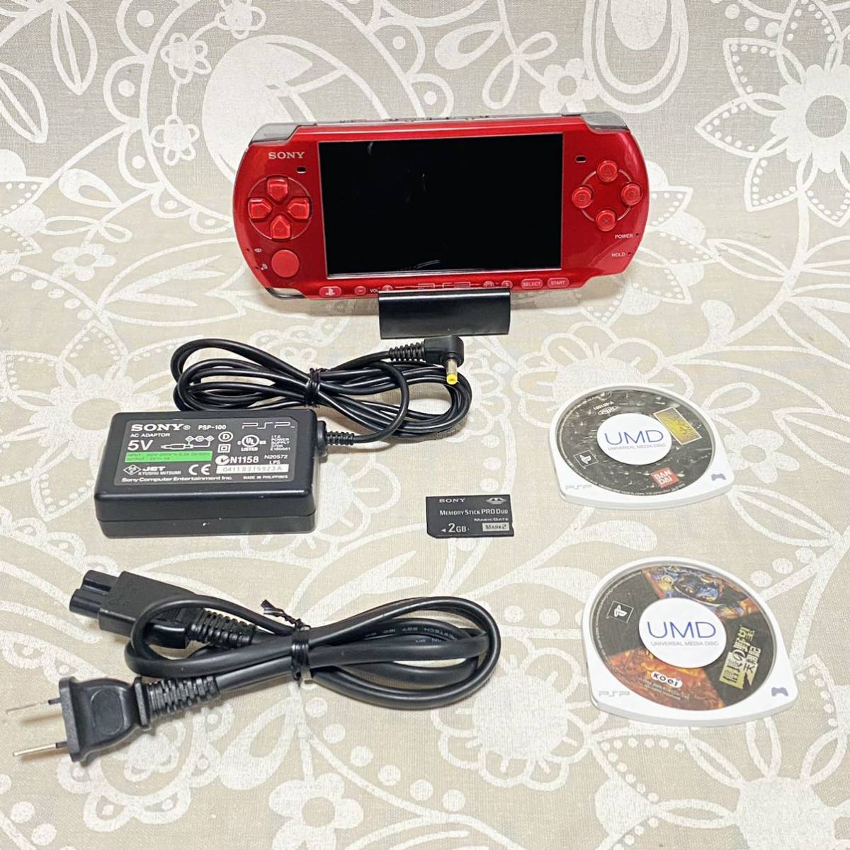 【傷や汚れあり】1円☆ SONY PSP-3000RR ラディアント・レッド ACアダプタ 2GB メモリースティック おまけソフト ...