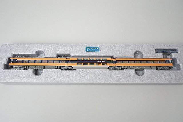 【傷や汚れあり】KATO 1/150 近鉄 10100系 新ビスタカーA.B編成 3両セット 10-591 592 セット ※まとめて取引・同梱不可 [AM8646s] の落札情報詳細 ...