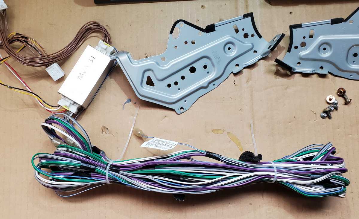 【傷や汚れあり】トヨタ アリスト JZS160 ビートソニック MVA-31 エアコンパネル ステー 160系の落札情報詳細 - Yahoo!オークション落札価格検索 オークフリー