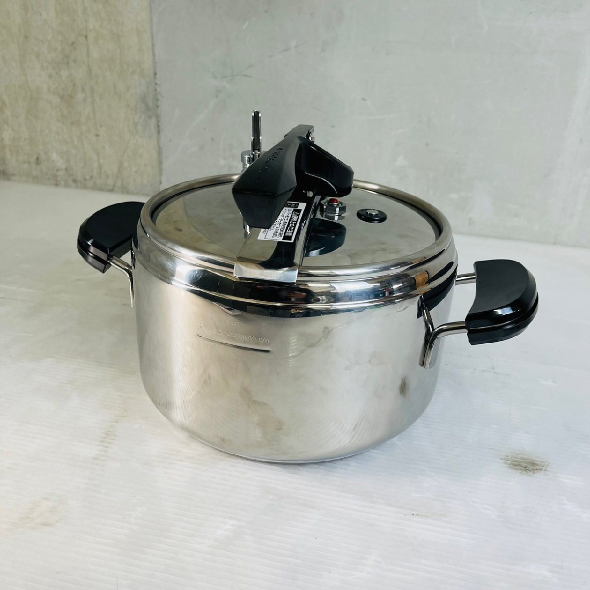 【傷や汚れあり】★ LAGOSTINA ラゴスティーナ 鍋3種類☆蓋1種類☆ハンドルセット シルバー 0713Kの落札情報詳細 - ヤフオク ...