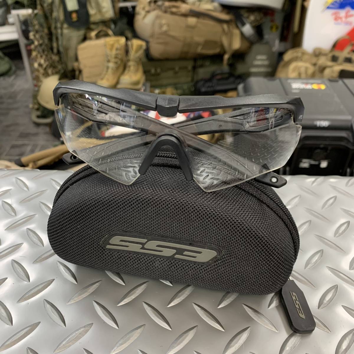 【未使用に近い】米軍実物 ESS/CROSSBOW BallisticSafetyGlasses クロスボウサングラス APELの落札情報詳細 ...