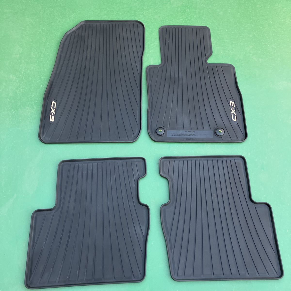 【傷や汚れあり】マツダ CX-3 純正オプション オールウェザーマット D10E V0 350 ラバーマット MAZDA CX-3 純正アクセサリー 純正フロアマットの落札情報詳細 ...