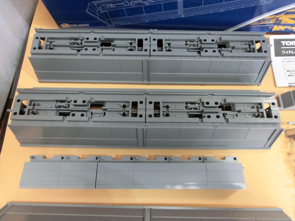 【目立った傷や汚れなし】T【ヌ2-24】【80サイズ】TOMIX トミックス/3228 ワイドレール用築堤セット 2点セット/鉄道模型 N ...