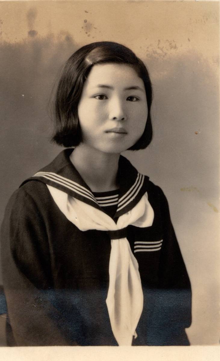 【全体的に状態が悪い】昭和20年代~30年代 女学校 女学生等 若い女性生写真合計10枚 セーラー服清楚美人 知的 天然美少女