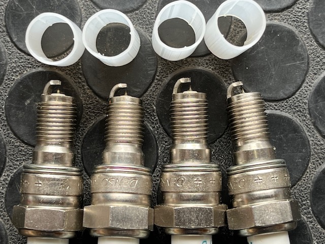 【未使用】DENSO スパークプラグ IUH27D イリジウム IRIDIUM POWER デンソー CBR 900 929 954 1100 ...