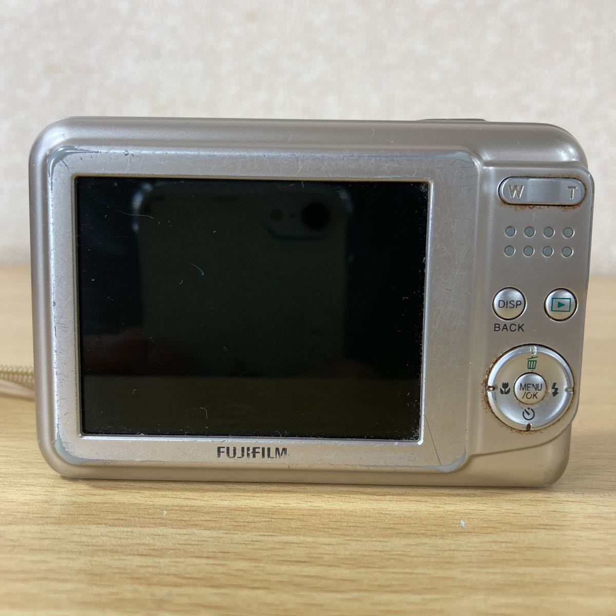 【傷や汚れあり】FUJIFILM 富士フィルム MODEL A100 10.0MEGA PIXELS LENS 3× f＝6.3-18.9mm ...