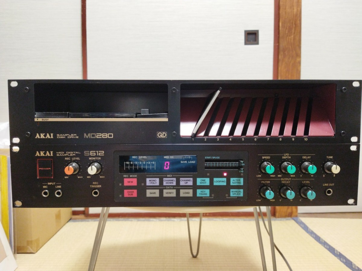 【やや傷や汚れあり】『AKAI サンプラー S612 & クイックディスクドライブ MD280 セット 動作品』S900 S950 ...