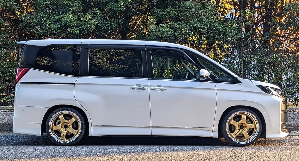 【傷や汚れあり】即決 ノア90 NOAH ヴォクシー90 VOXY 90系 タイヤホイールセット ワークマイスターWORK MEISTER S1 19インチ バランス調整済み の落札情報詳細 ...