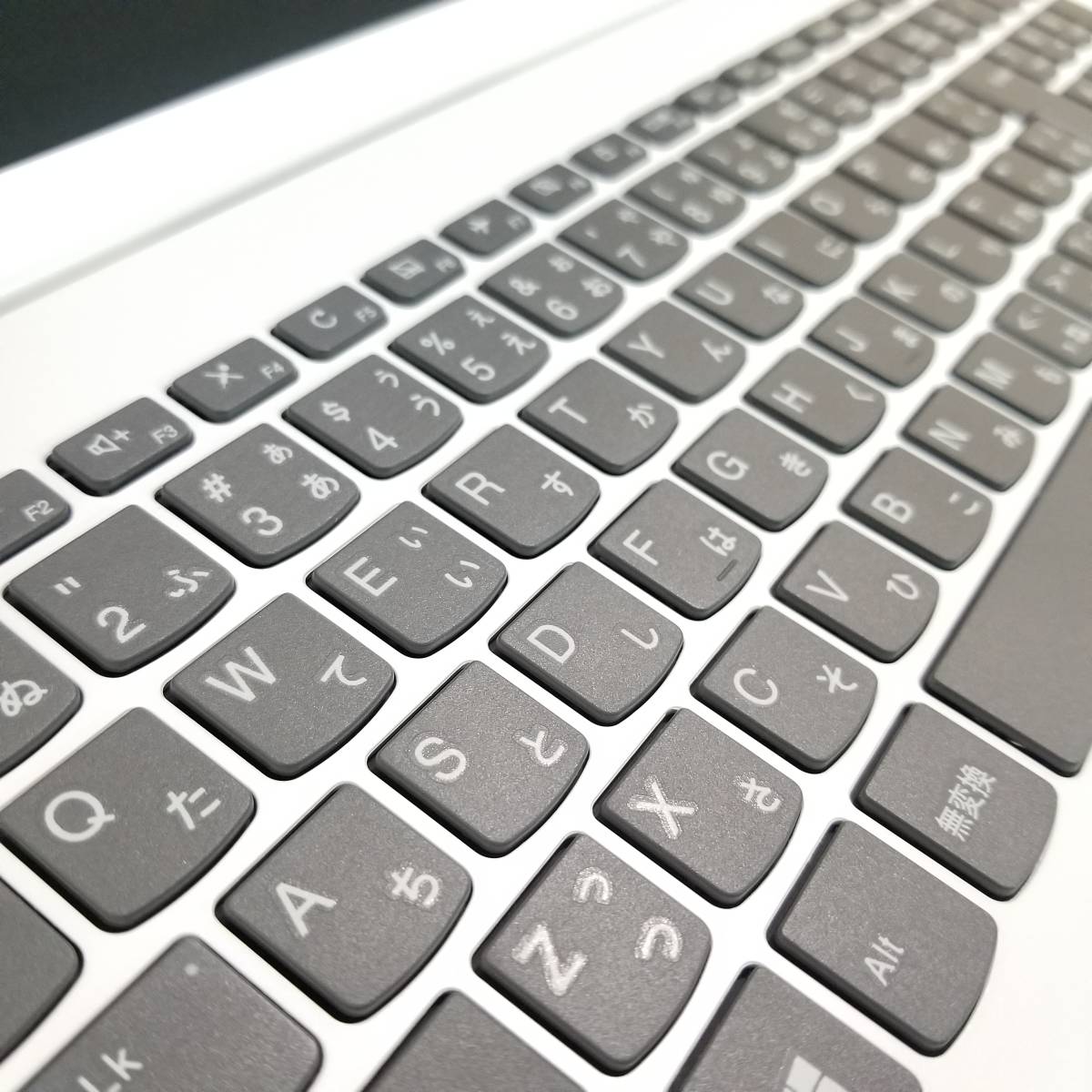 【目立った傷や汚れなし】美品/即決特典付!2018年販売モデル/高性能第7世代i3搭載/Webカメラ/バッテリー良好/Office/スピード ...