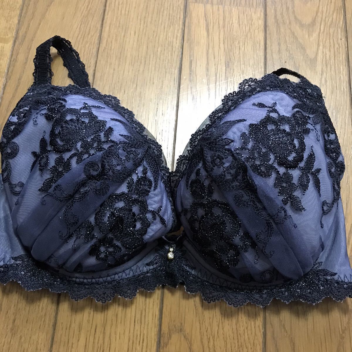 【目立った傷や汚れなし】【ワコール】『AMPHI』補正ワイヤーブラジャーF65バスト88cm♪豪華チュールレース ＊ワイヤー有／エコ品 長期保管品の落札情報詳細 - Yahoo!オークション ...