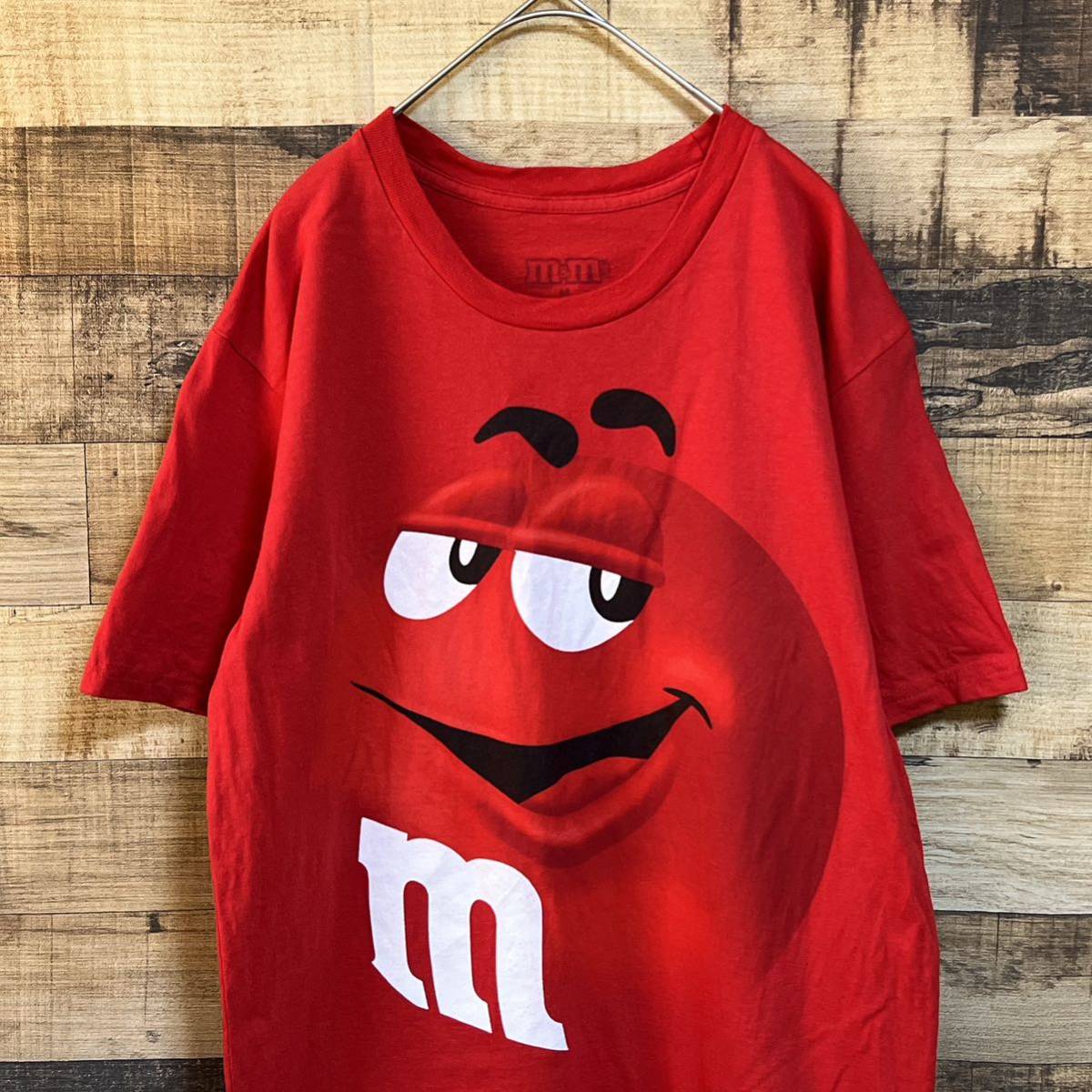 【目立った傷や汚れなし】エムアンドエムズ（M&M's） 半袖Tシャツ レッド ビッグプリント サイズMの落札情報詳細 - ヤフオク落札価格検索 オークフリー