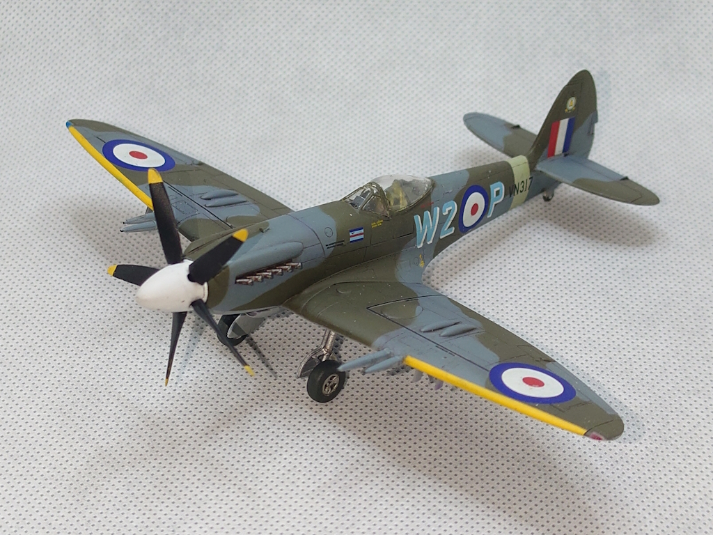【傷や汚れあり】完成品(SP18)★1/72 Supermarine Spitfire Mk.24 "The Last of Best"★Special Hobbyの落札情報詳細 - ヤフオク ...