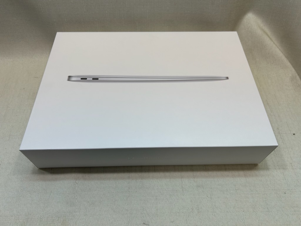 【未使用】apple アップル Mac Book Air 13inch MBA13.3 SLV/8C CPU/7C GPU/16GB ...