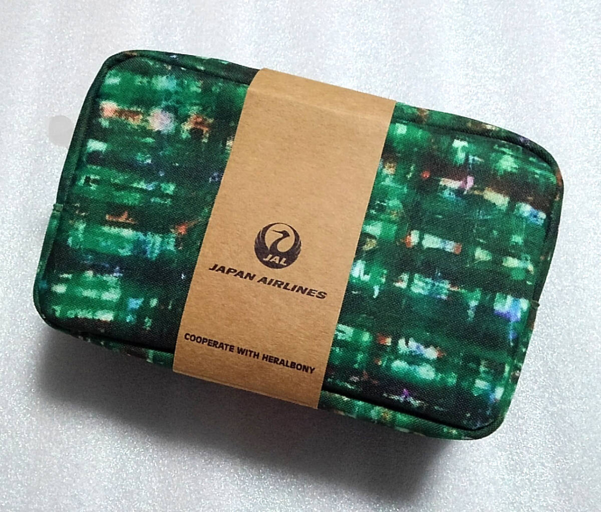 【未使用】即決 新品 未開封 JAL × ヘラルボニー HERALBONY アメニティ ポーチ 非売品 未使用 バッグ JAL 日本航空の落札情報詳細 - ヤフオク落札価格検索 オークフリー