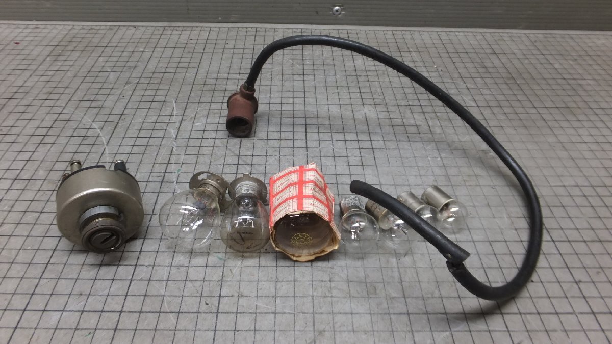 【傷や汚れあり】ES メグロジュニア S3 メインスイッチ イグニッション バルブ 鍵無し JUNK 検 旧車 目黒製作所 S2 S5 S7 S8の落札情報詳細 - Yahoo!オークション ...