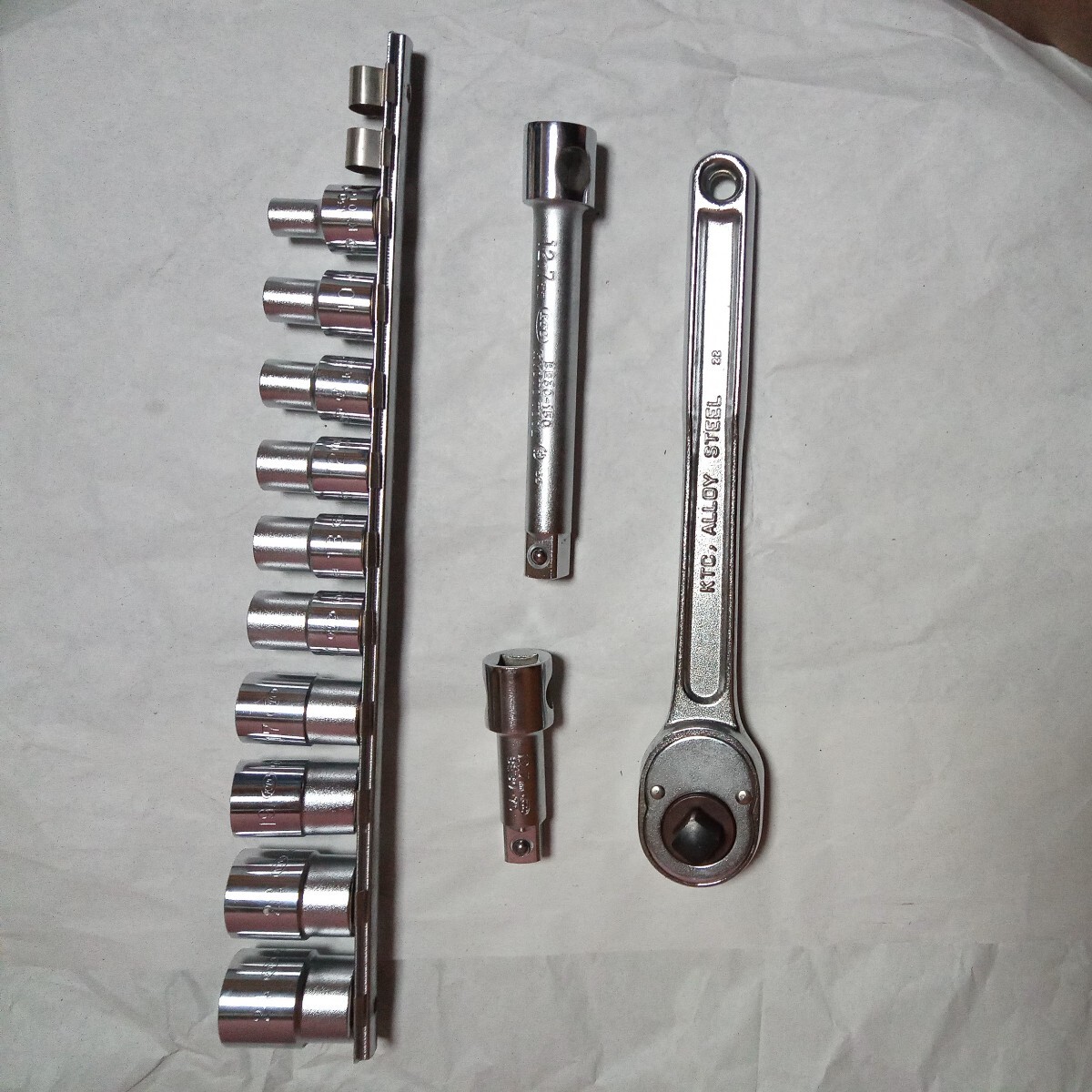 【目立った傷や汚れなし】KTCラチェットセットの落札情報詳細 - ヤフオク落札価格検索 オークフリー