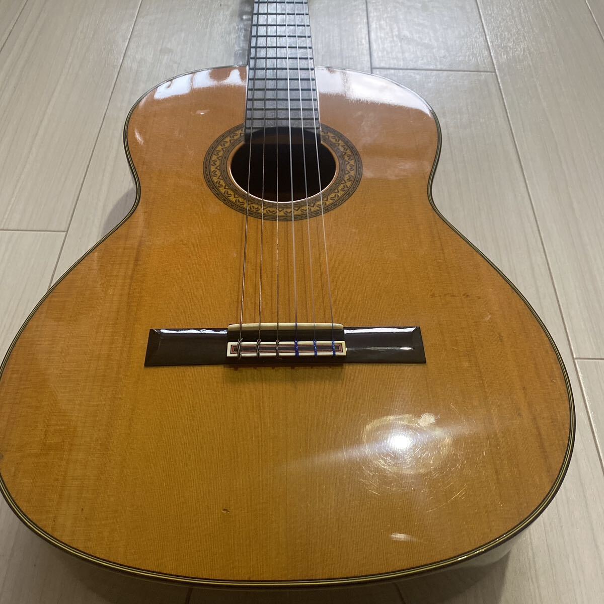 【やや傷や汚れあり】ECOLE GUITARE E300 エコールギター クラシックギターの落札情報詳細 - Yahoo!オークション落札価格検索 オークフリー