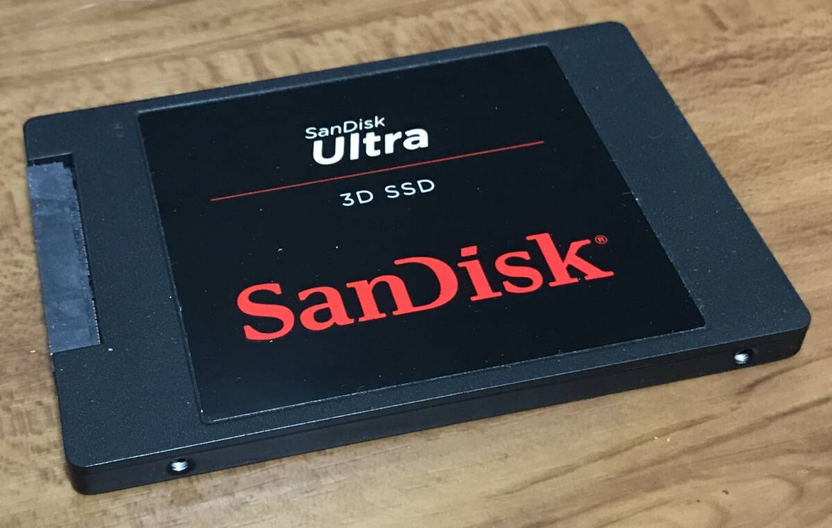 【やや傷や汚れあり】SanDisk Ultra 3D SSD 500GB SDSSDH3 7mm厚 2.5inch 使用時間 0時間 電源投入 ...