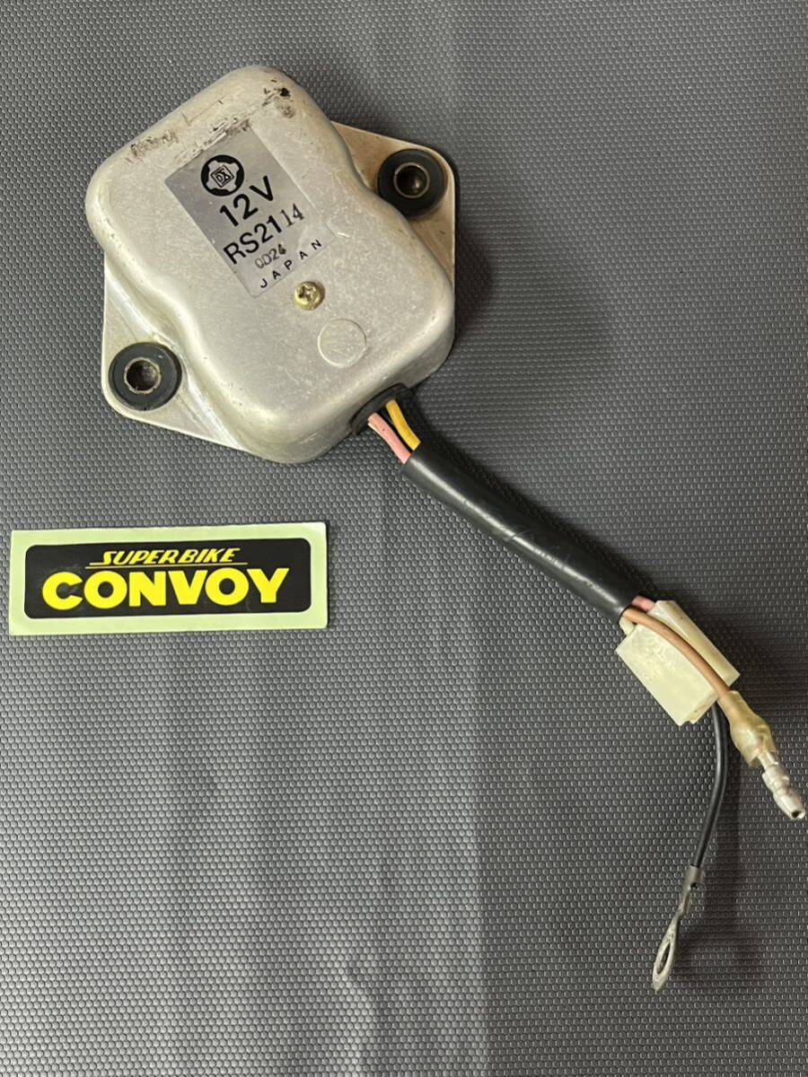 【傷や汚れあり】【4787】カワサキ 350SS 純正 レギュレーター RS2114 0D24 当時物 中古 1973年式 S2T-02※※※のバイクからの取外し Kawasaki 純正部品の ...