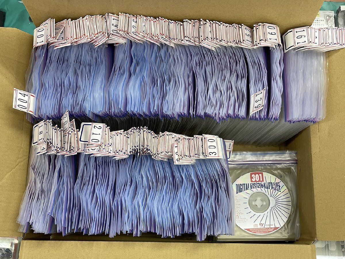 【傷や汚れあり】大量 ジャンク ビデオCD ビクター デジタルビジョンカラオケ 1～320 抜け無し 320枚セット Victor DIGITAL VISION KARAOKEの落札情報詳細 ...