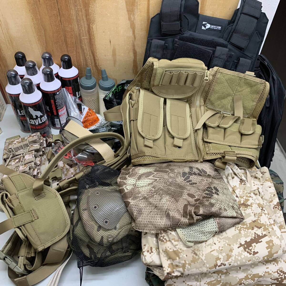 【傷や汚れあり】② サバゲー 個人装備 GHOST GEAR ゴーストギア タクティカルベスト BB弾 ゴーグル ポーチ 大量 まとめての落札情報詳細 - Yahoo!オークション落札価格検索 ...