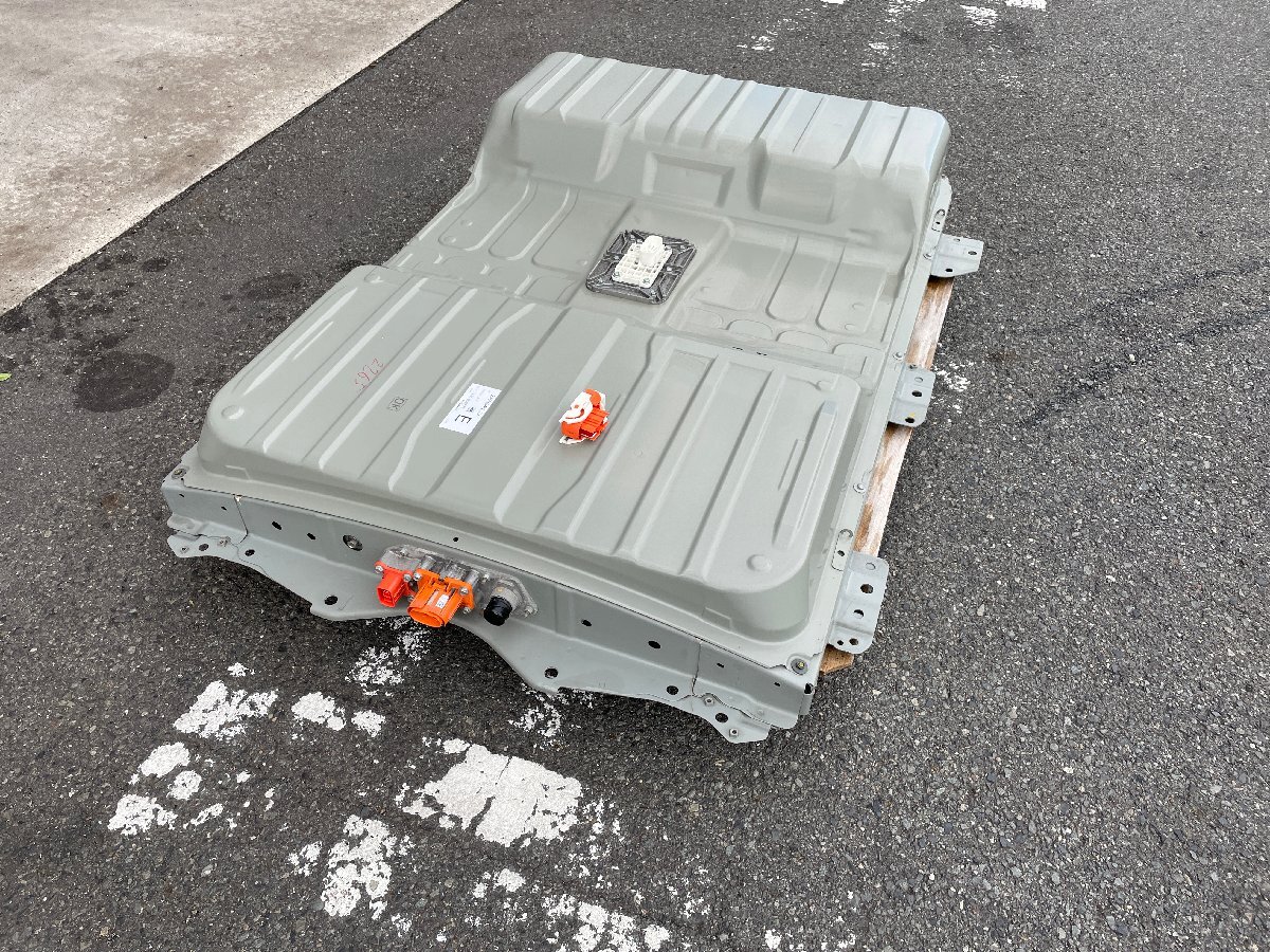 【やや傷や汚れあり】スキャン診断実施済 日産 AZE0 リーフ EV バッテリー 295B04NL0A 24kwh サービスプラグ付き 残り7セグ 133,048km 他商品同梱不可の落札情報 ...