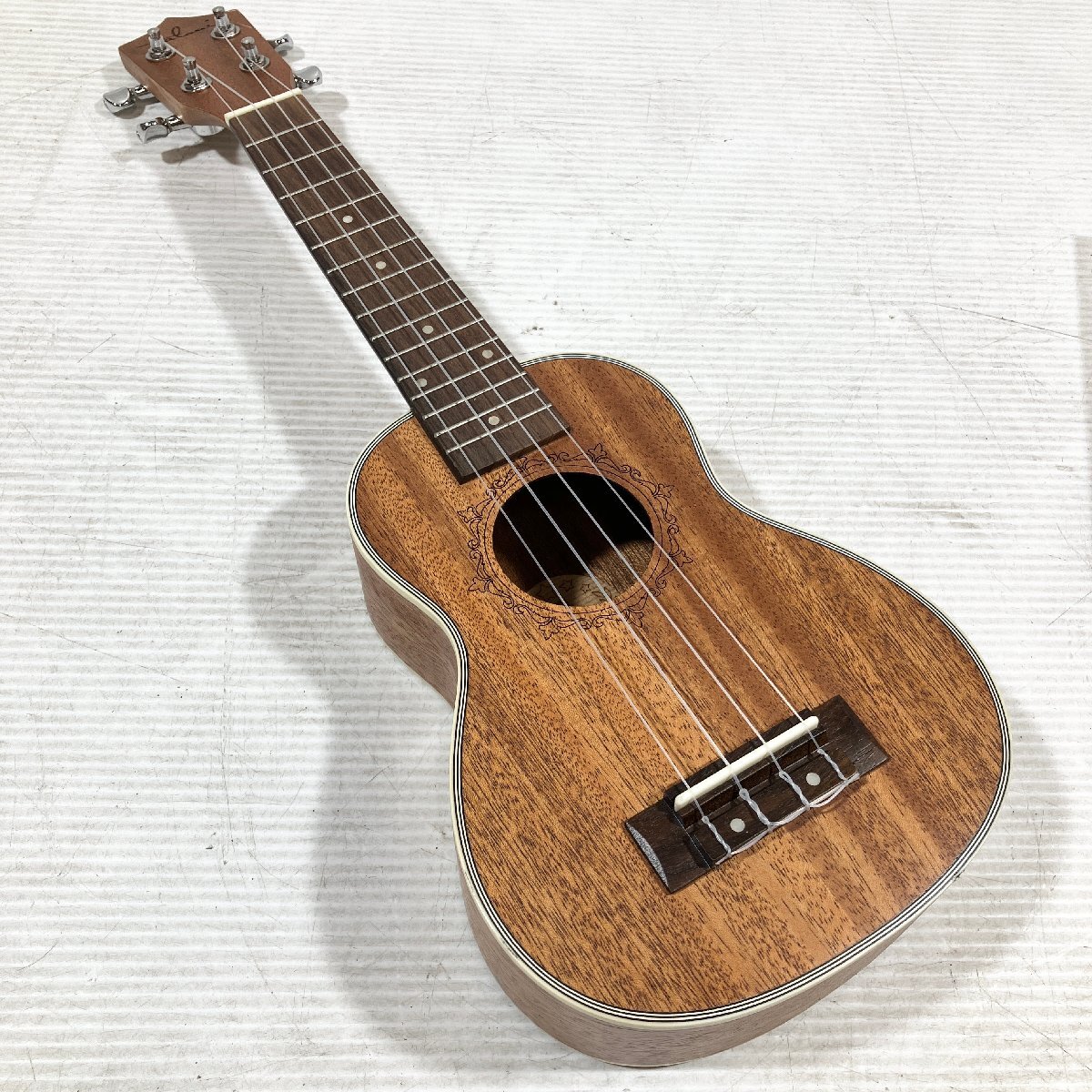 【傷や汚れあり】 【ジャンク品】 talonia タロニア ソプラノウクレレ TUK-21M 楽器 弦楽器 現状品 ff ()K/61118 ...