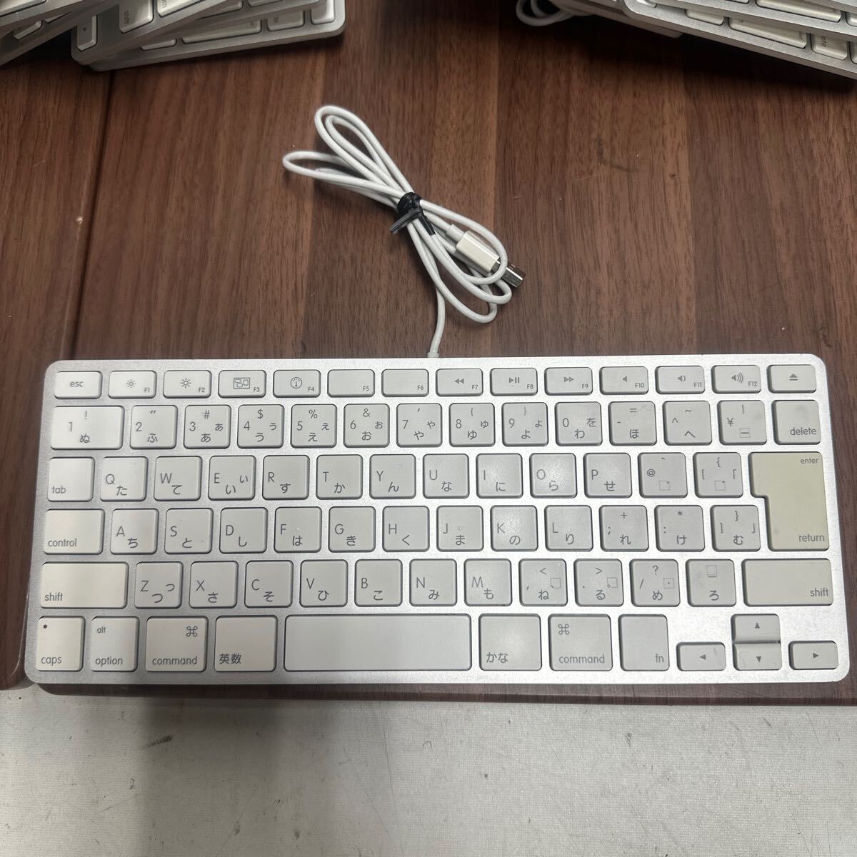 【やや傷や汚れあり】「AB41_2A」Apple純正品 キーボード A1242 USB Mac 動作品の落札情報詳細 - Yahoo ...