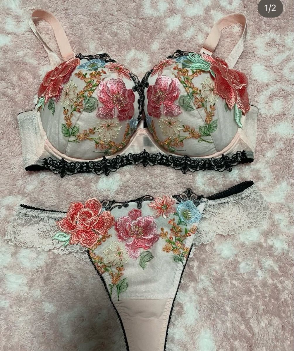 【目立った傷や汚れなし】サルート93G ワコール 補正下着 ウェディング用 ブラソングセット F70 Mの落札情報詳細 - Yahoo!オークション落札価格検索 オークフリー