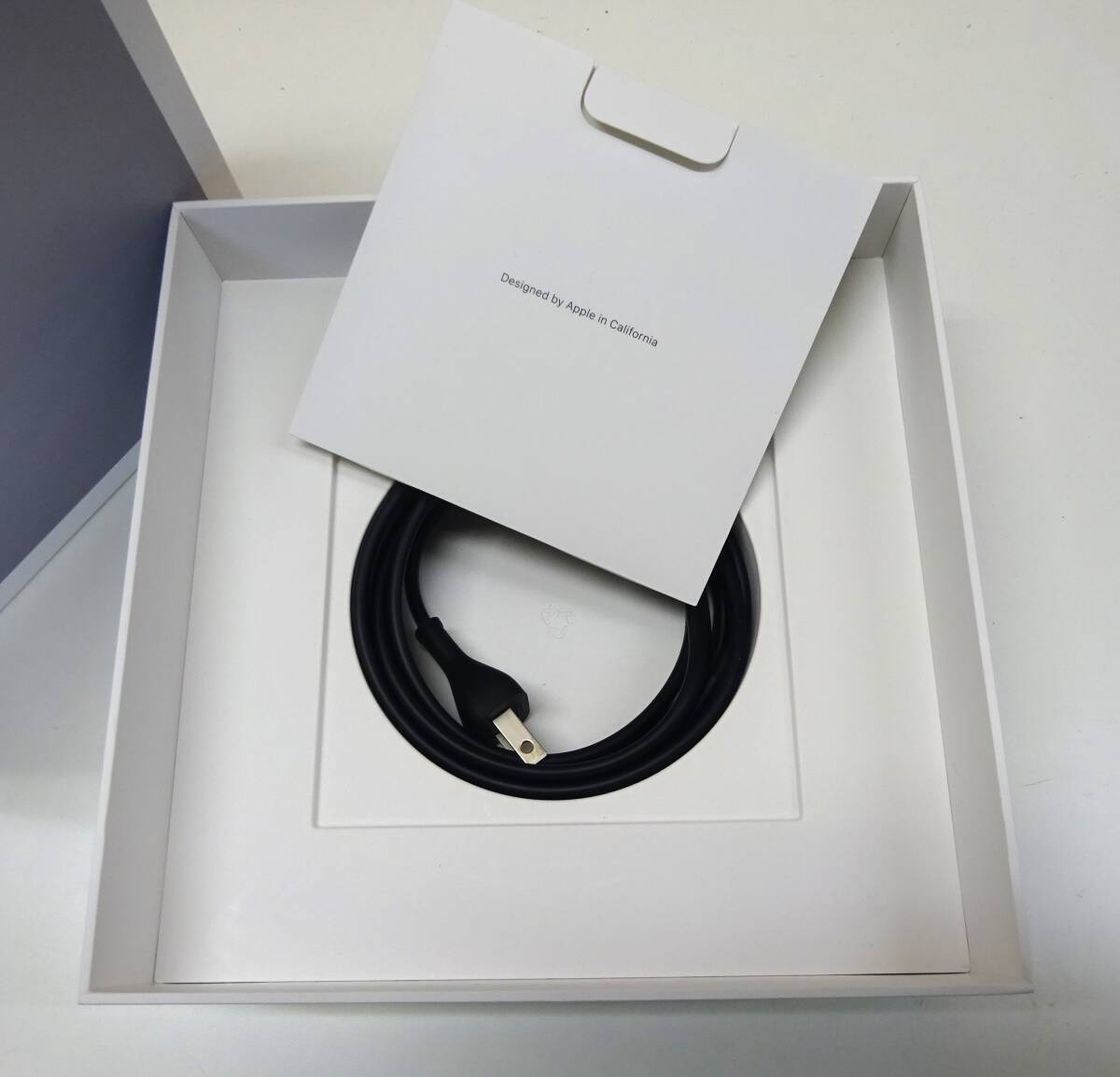 【やや傷や汚れあり】 Apple Mac mini M2 2022 MMFK3J/A 8コアCPU/10コアGPU/8GB/512GB ...