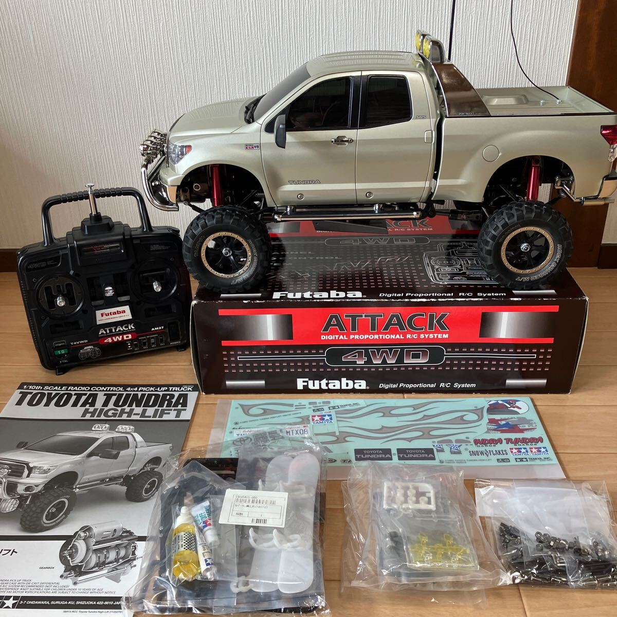 【現状品】TAMIYA タミヤ 1/10 電動RC 4×4 ピックアップ トヨタ TUNDRA タンドラ ハイリフト 完成品 改造品 動作OK ...