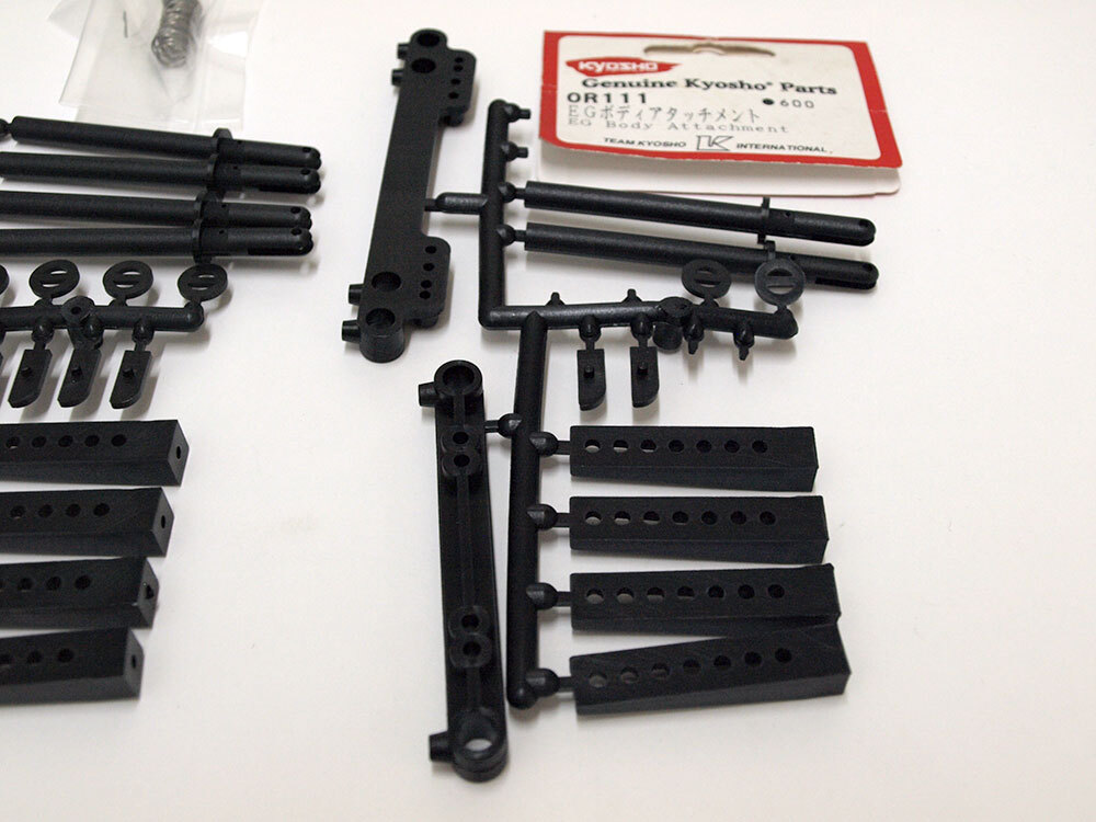 【やや傷や汚れあり】【M1677】京商 OR111 EGボディ アタッチメント 一部使用品（KYOSHO GP10 スーパーテン FW RC ...