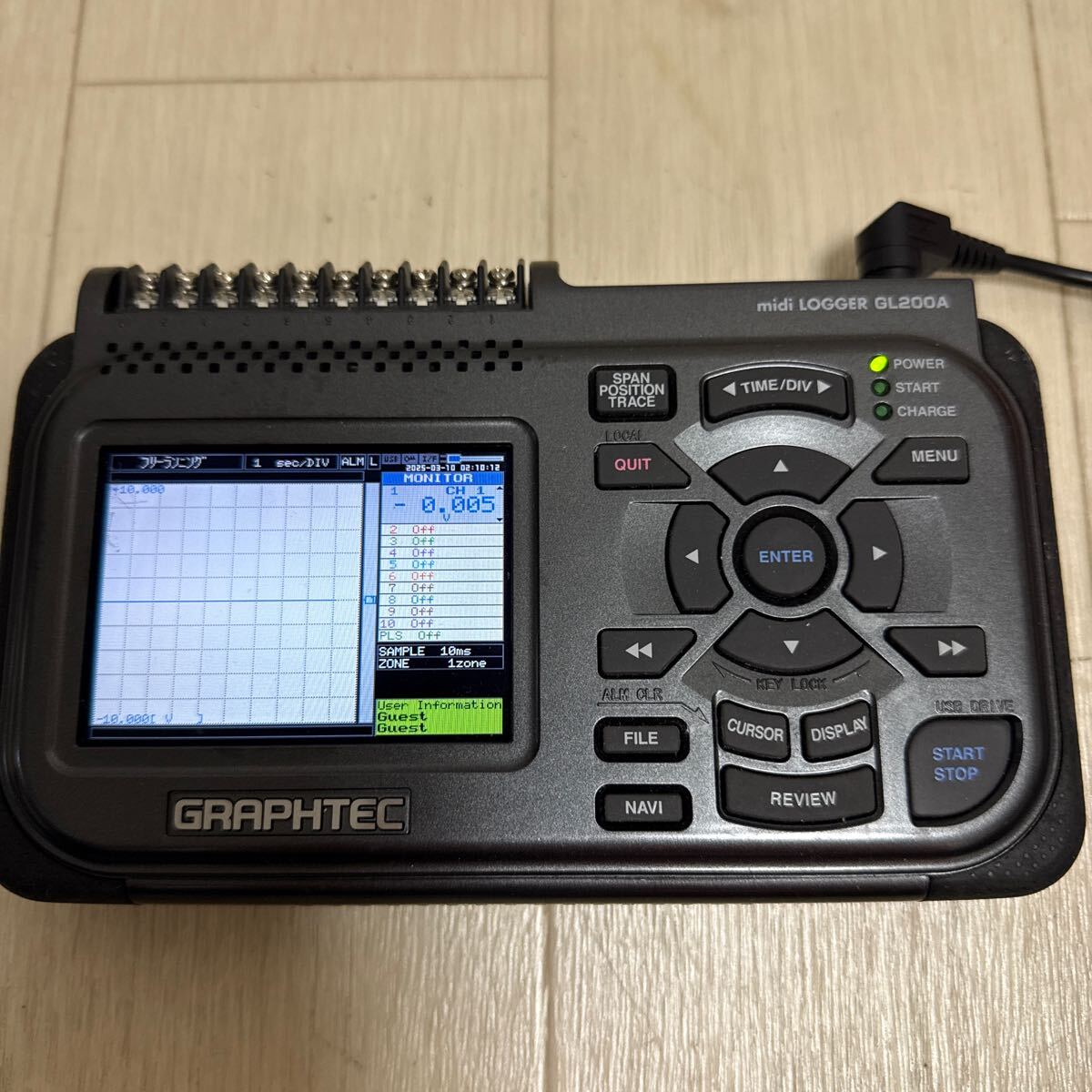 【目立った傷や汚れなし】GRAPHTEC midi LOGGER GL200A 通電確認のみの落札情報詳細 - Yahoo!オークション落札 ...