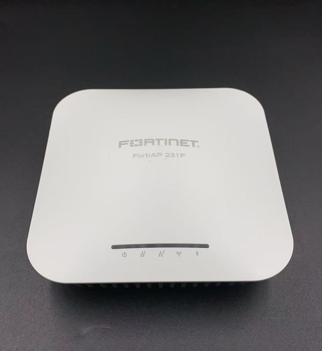 【やや傷や汚れあり】FORTINET FAP-231F-J FAP-231F PoE対応 屋内用 無線アクセスポイント ACアダプター無し ...