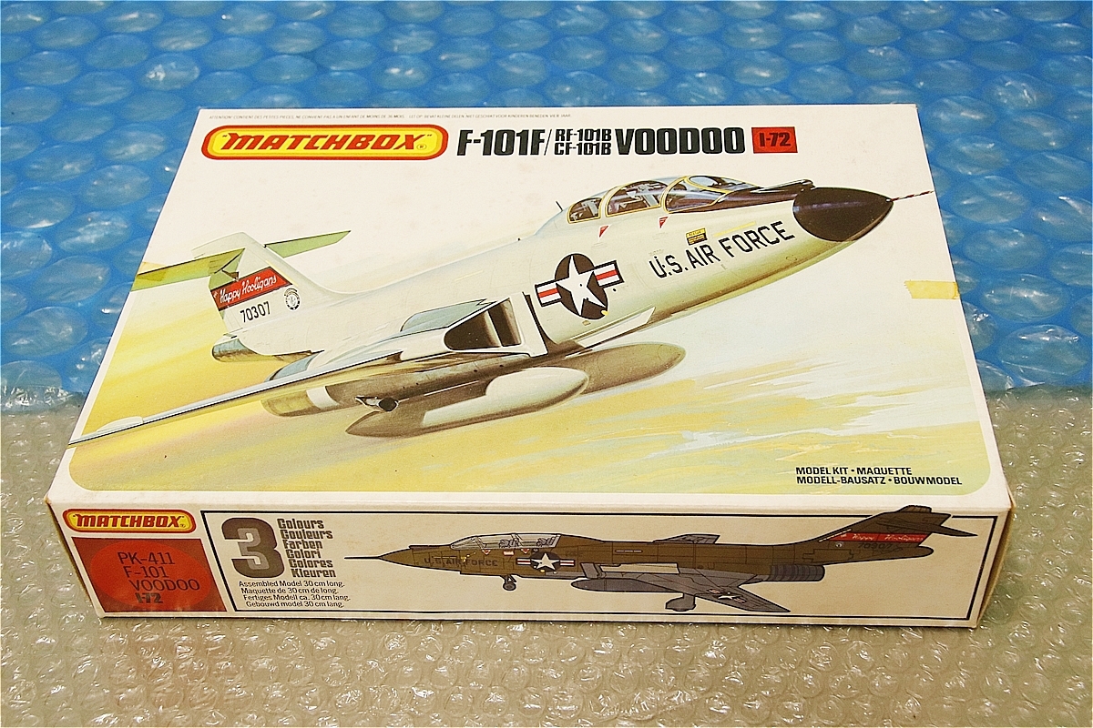 プラモデル マッチボックス MATCHBOX 1/72 F-101F / RF-101B CF-101B VOODOO ブードゥー 未組み立て ...