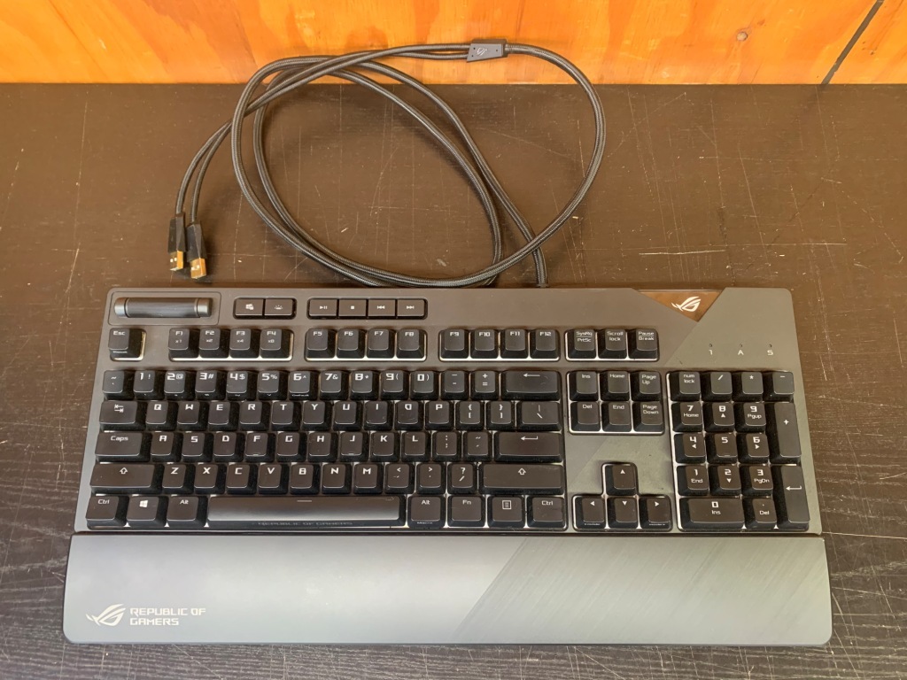 b80 ASUS XA01 キーボード REPUBLIC OF GAMERS レインボー ゲーミングキーボード 通電のみ確認済 (誤動作あり ...
