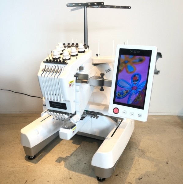 定価84万 岐阜市発 brother プロ用刺しゅうミシン Entrepreneur PR655 液晶画面付6針刺繍ミシン PRT0901 ...