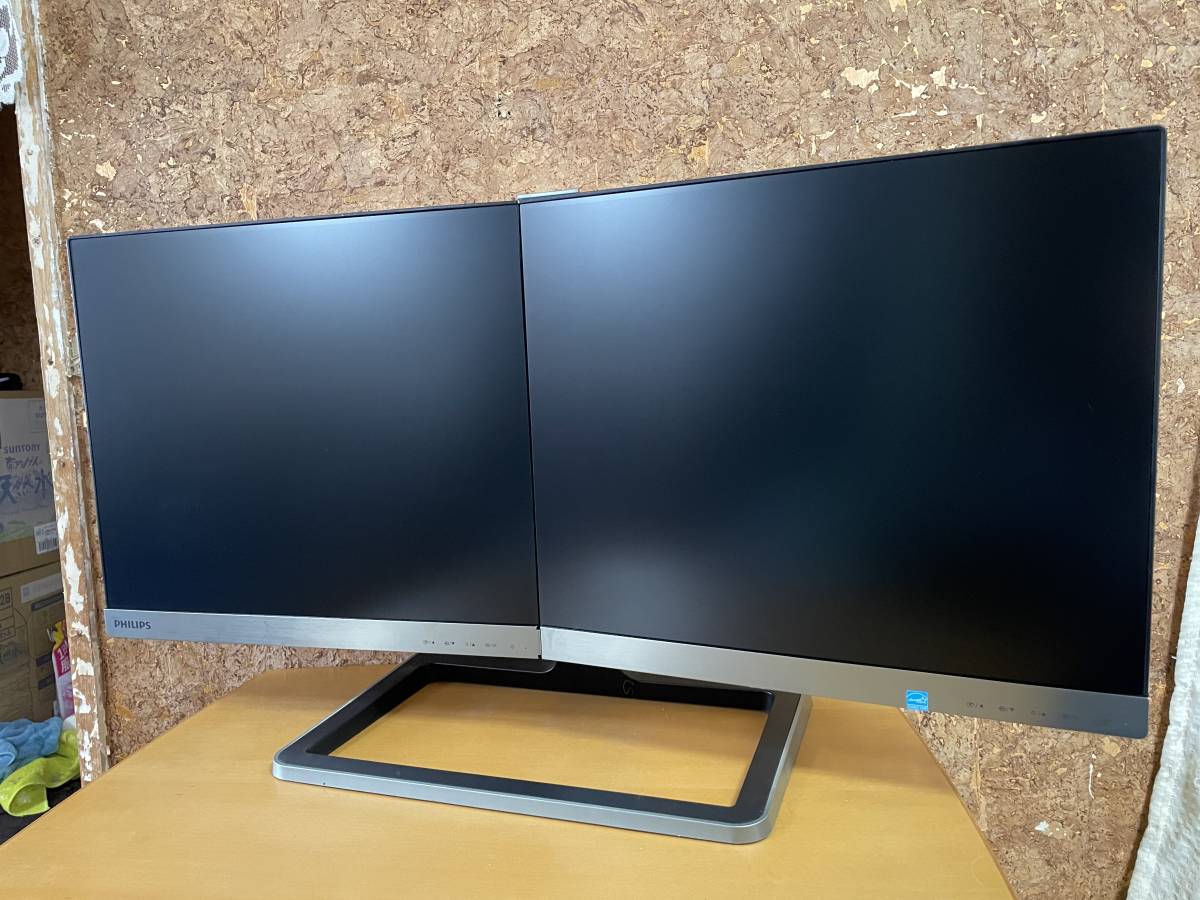 M100. PHILIPS / 19DP6Q / Two-in-One 液晶モニター / 1280 x 1024 / VGA_HDMI_DP ...