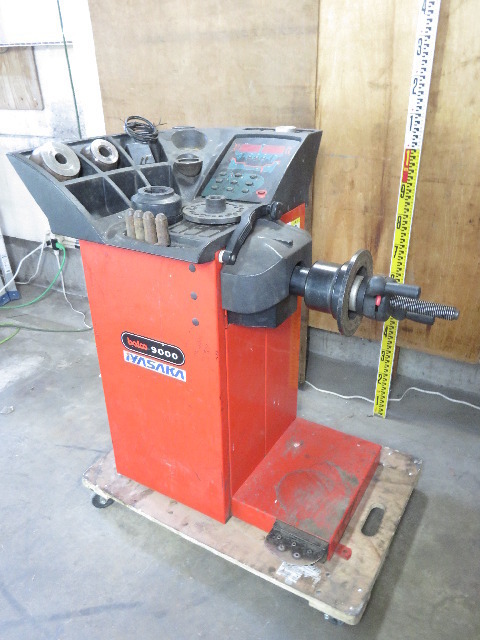 balco/バルコ ホイールバランサー B930 100V オマケ付 手回し式 車輪測定器/測定機械/タイヤ交換/バランス調整/自動車整備 ...